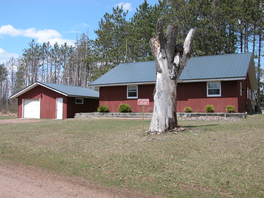 Rural country homes for sale North West Wisconsin Grantsburg Wisconsin